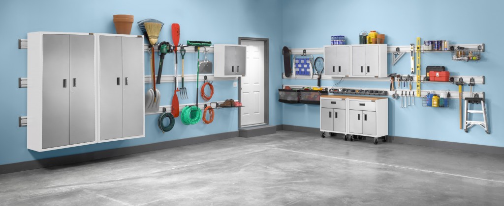 Winning the War on Clutter : Orlando Family Magazine